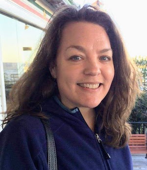 headshot of Amy Parsons